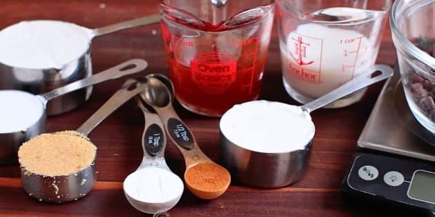 How to Measure Ingredients - The Right Way