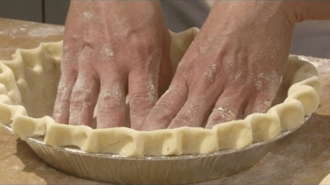 The Secret to Making the Perfect Pie Crust - DIY Joy