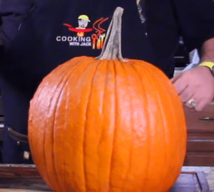 Easy 2-Minute Pumpkin Cleaning Hack - DIY Joy