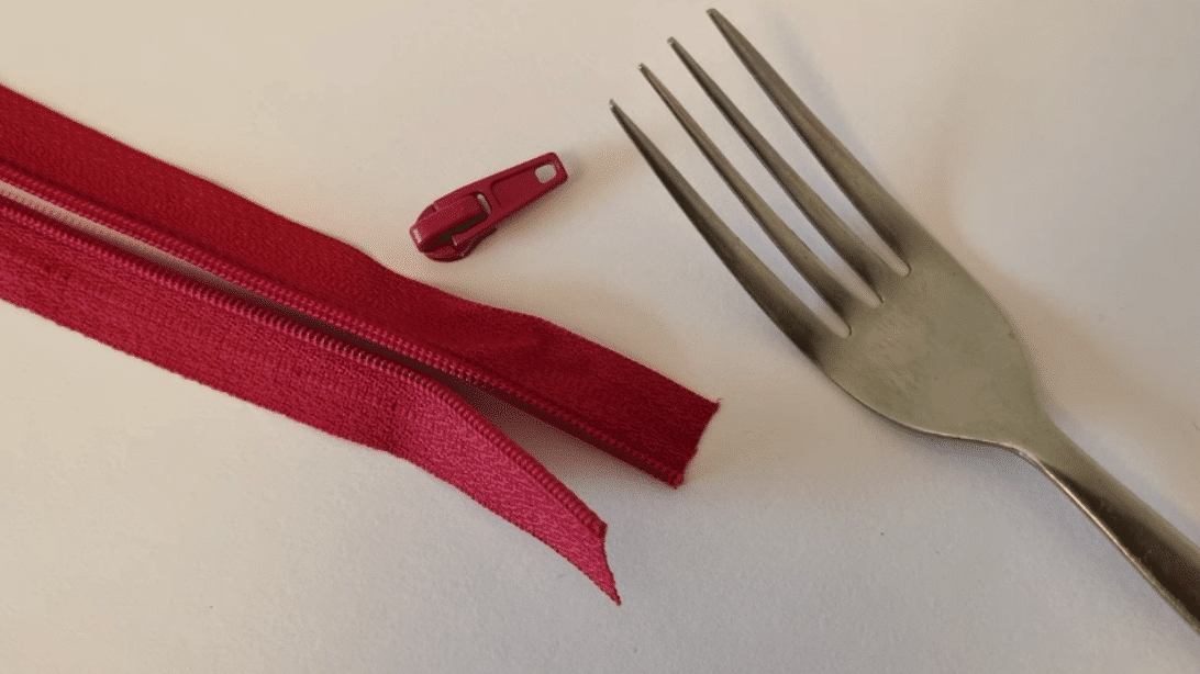 How to Re-attach a Zipper Slider - DIY Joy