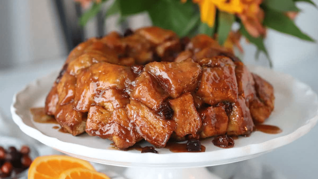 Easy Cranberry Orange Monkey Bread Recipe - DIY Joy