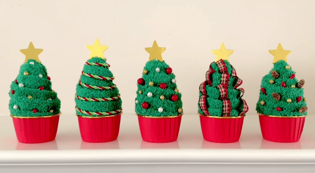 Easy DIY Washcloth Christmas Tree