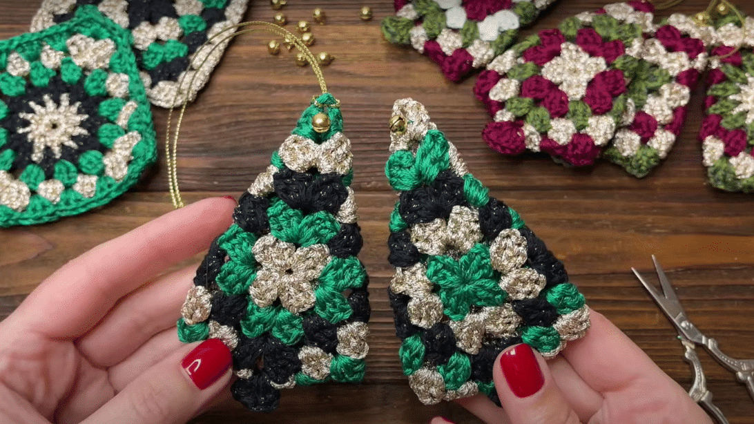 Easy Granny Square Christmas Tree - DIY Joy