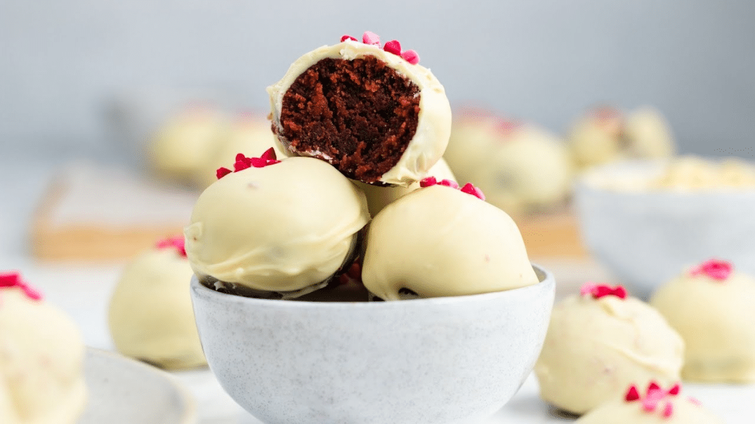 Easy Red Velvet Truffles Recipe - DIY Joy