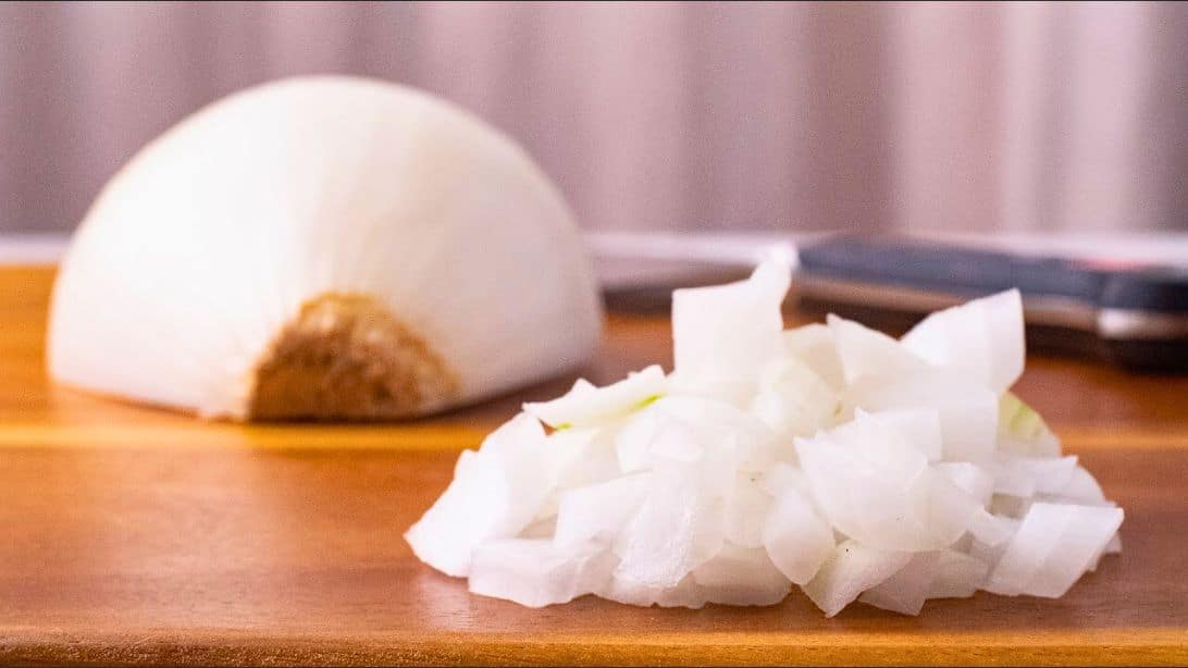 Best Way to Cut Onions Without Crying - DIY Joy