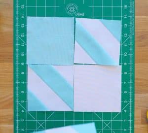 The Houndstooth Quilt Tutorial - DIY Joy