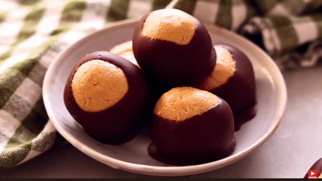 Easy Homemade Buckeyes Recipe - DIY Joy