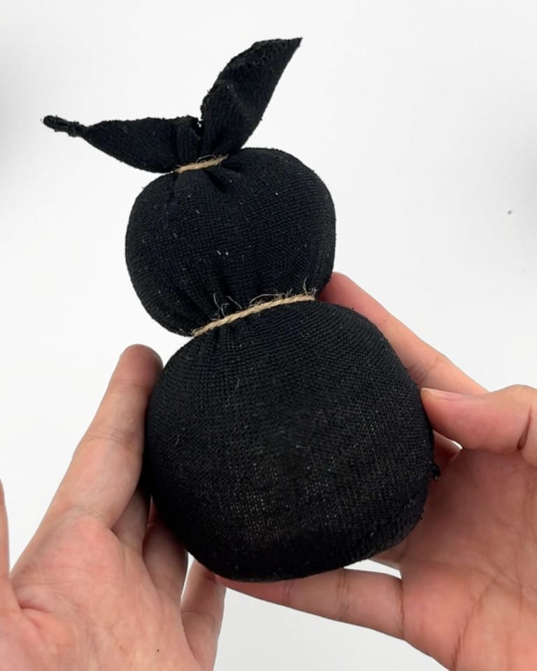 How to Make a Sock Bunny - DIY Joy