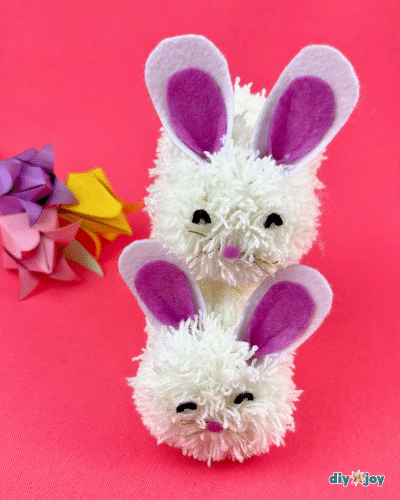 DIY Pom Pom Bunny - DIY Joy