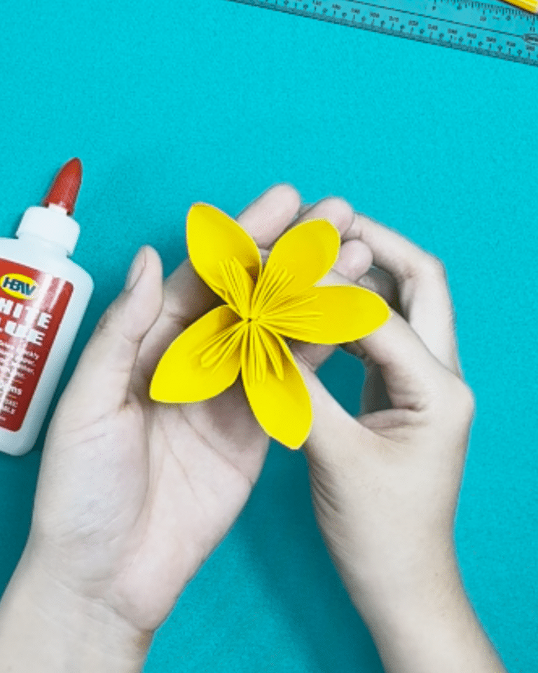 How to Make Origami Daffodils - DIY Joy