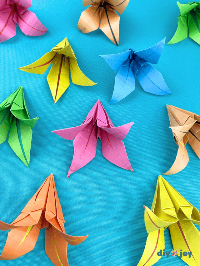 How to Make a Paper Lily - DIY Joy