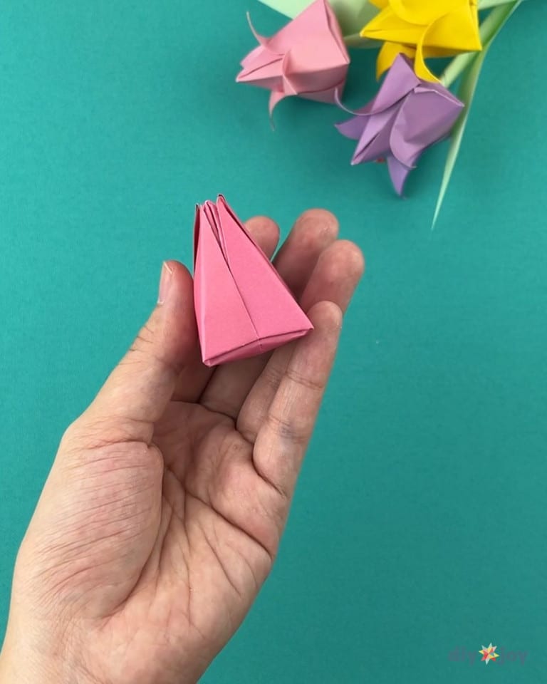 How to Make Paper Tulips - DIY Joy