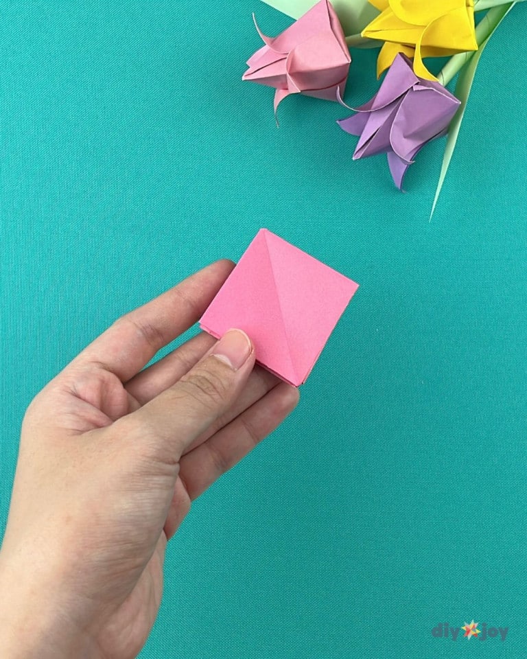 How to Make Paper Tulips - DIY Joy