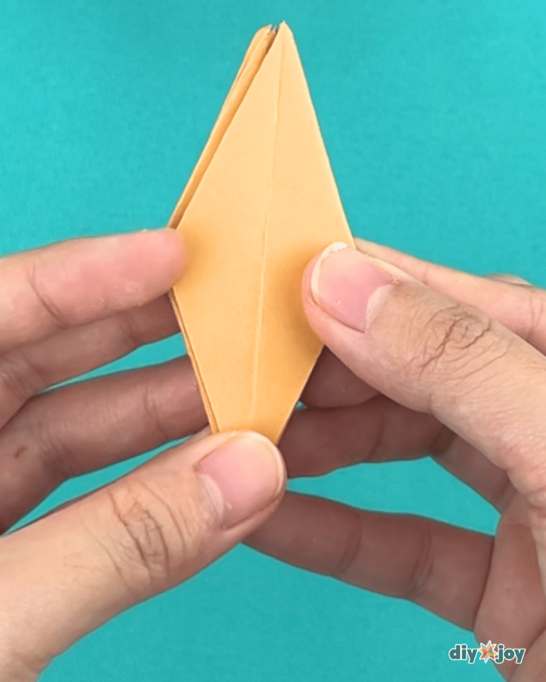 How to Make a Paper Lily - DIY Joy