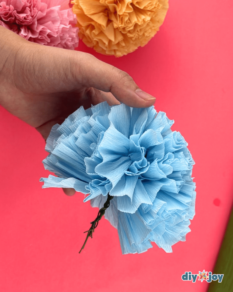 How to Make Crepe Paper Flowers - DIY Joy