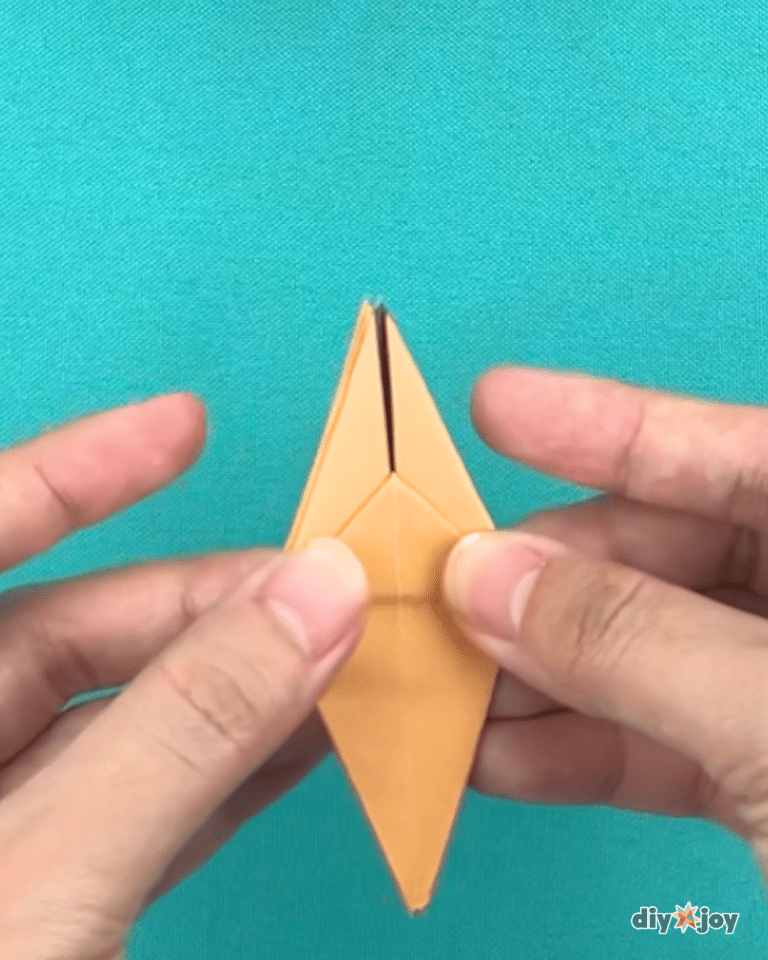 How to Make a Paper Lily - DIY Joy