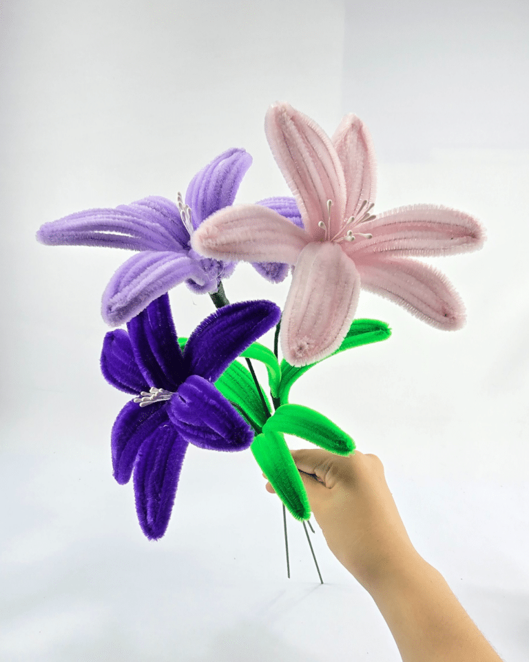 4 Easy Pipe Cleaner Flowers for Beginners - DIY Joy