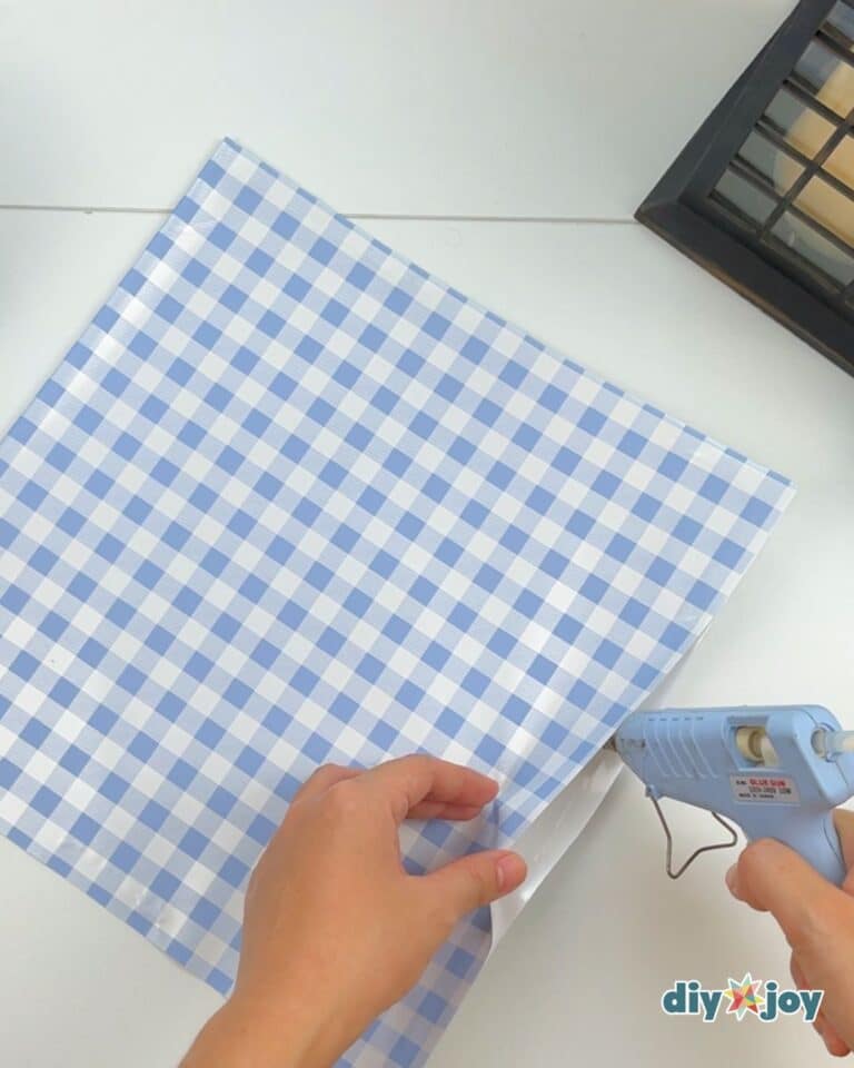 One of the Cutest DIY Mothers Day Gift Ideas is This Easy Flower ...