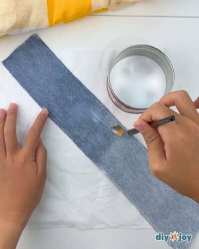 How To Make Denim Roses - DIY Denim Crafts - DIY Joy