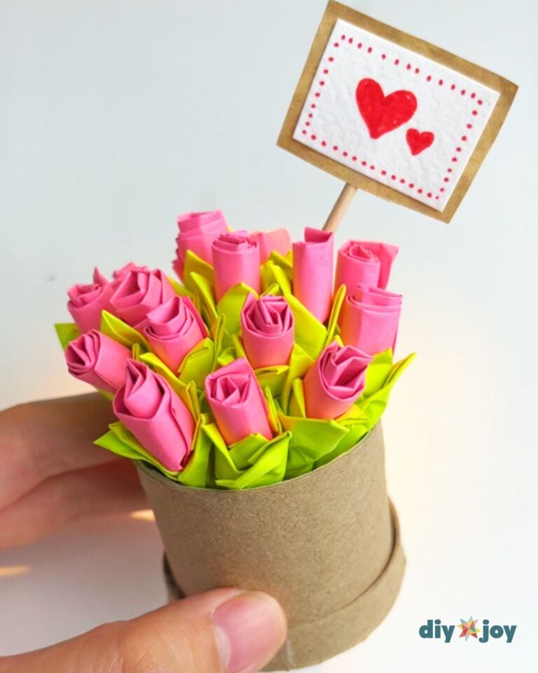 How to Make Paper Flowers With Post-It Notes - DIY Joy