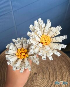 DIY Book Page Paper Flower - DIY Joy