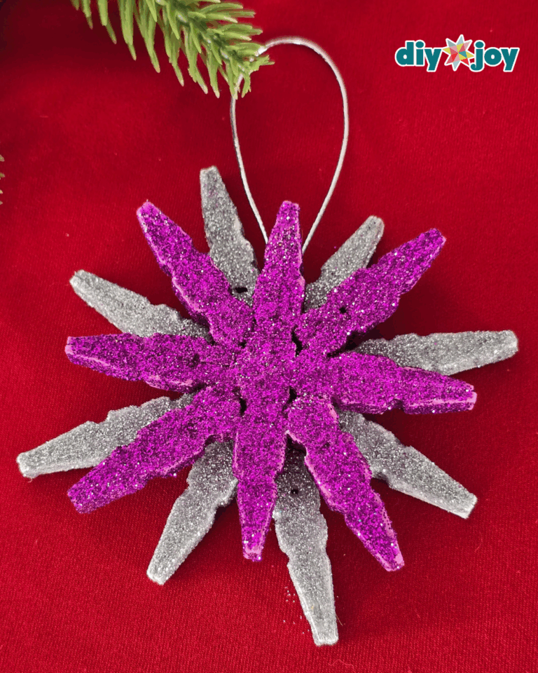 DIY Christmas Ornaments | Clothespin Snowflake - DIY Joy
